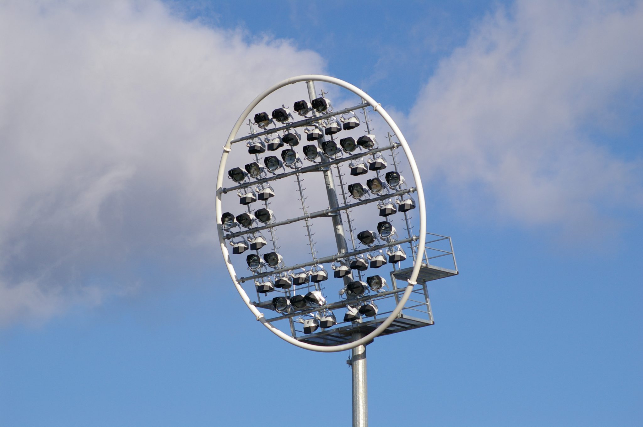 Abacus Lighting Ltd | Stadium Range Fixed Masts